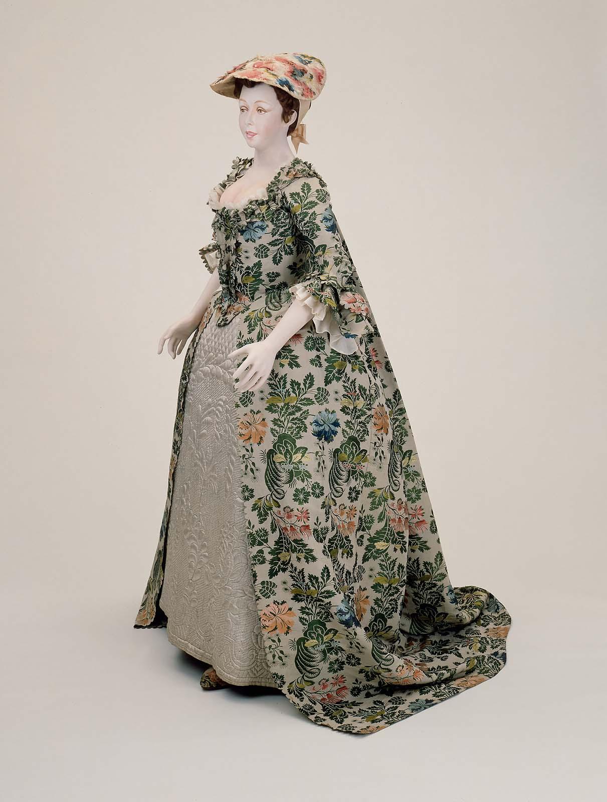 The Romance of Certain Old Clothes [1868] – The American Gothic