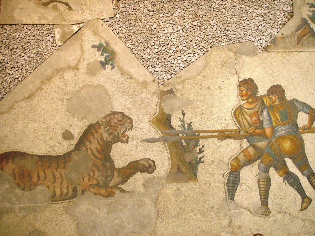Female Gladiators and Venatores – Spectacles in the Roman World